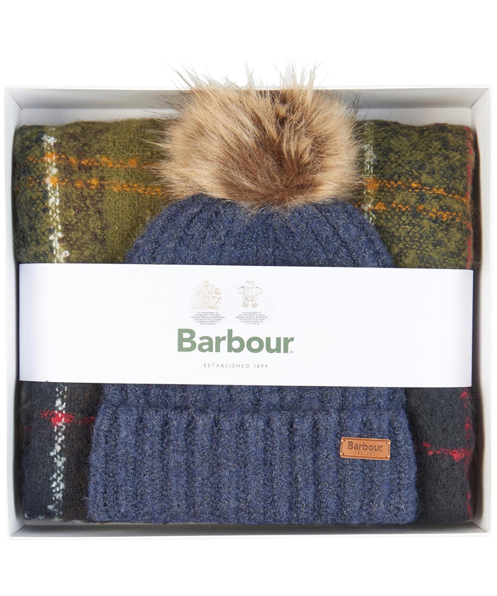 Barbour Saltburn Beanie & Tartan Scarf Set